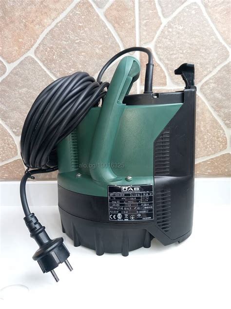 Потопяема помпа Помпи поливни системи Скутаре Помпата не е използвана Чисто нова е