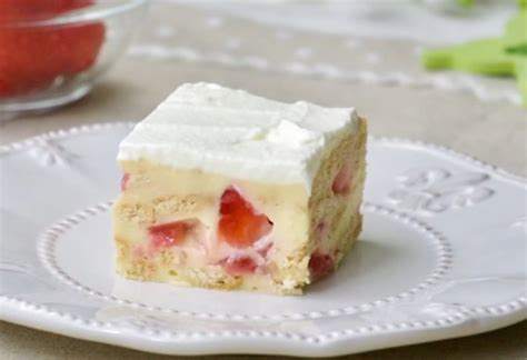Torta Sa Keksom I Jagodama Brz I Ukusan Recept