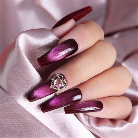 Captivating Cat Eye Nail Designs To Try In 2024 😻