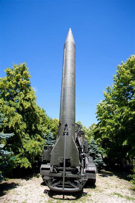 Kern Raket Stock Foto Image Of Vlieg Kern Explodeer