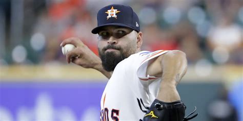 Astros Doblegan A Los Filis Para Evitar Una Barrida