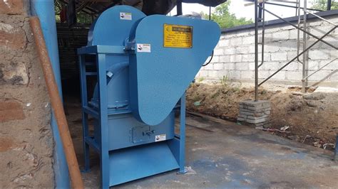 පොල් ලෙලි කපන තනි යන්ත්‍රය Youtube