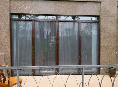 哲友无下轨坦克链条式折叠隐形纱门纱窗 艺豪纱窗有限公司 九正建材网