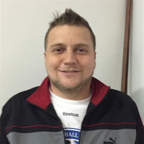 Jakub Wisniewski Tape Ad For Thursday Night Football In Spanish Amazon Linkedin