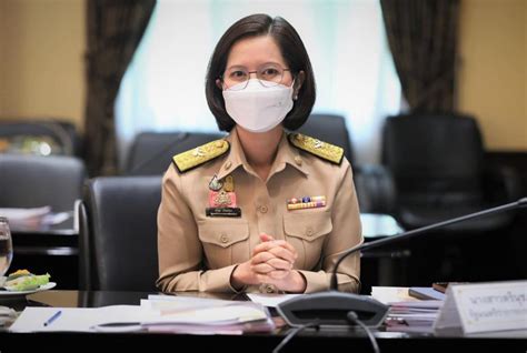 ตรีนุช ประกาศโรงเรียนสังกัด ศธ ต้อง ปลอดกัญชา