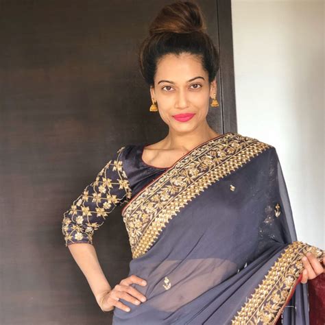 23 Stunning Photos Of Payal Rohatgi Filmi Tamasha