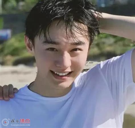 刘奕铁和刘奕君什么关系 漫长的季节刘奕铁资料介绍娱乐焦点网