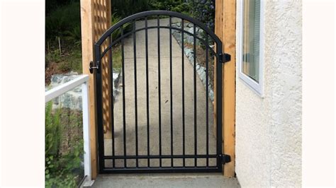 Pedestrian Gates Custom Aluminum Gates Cresent West Coast