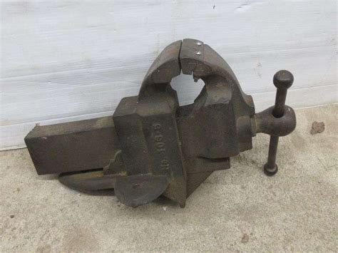 Large Bench Mount Vise Jaws 5 Albrecht Auction Service