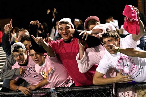 Playing In Pink Seneca Valley Girls Soccer Team Clinches Section Title