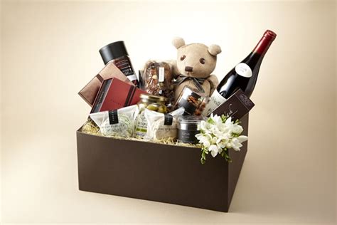 서울신라호텔 설 맞아 햄퍼 및 와인 선물세트 판매