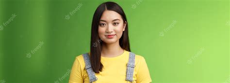 Premium Photo Waistup Friendly Cheerful Teenage Asian College Girl