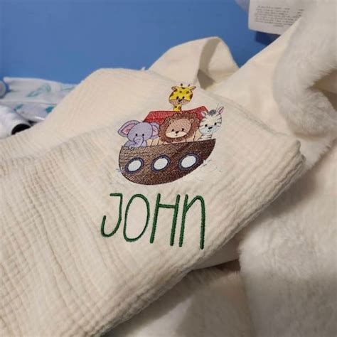 Creative Feather Embroidery Design Peacock Feather Machine Embroidery