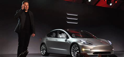 为全自动驾驶留一手 特斯拉悄然推出算力更强的hw25硬件 新出行