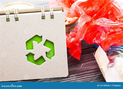 La Protecci N Del Medio Ambiente Ecolog A Y Concepto Del Reciclaje