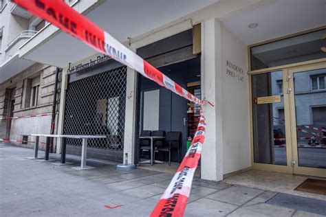 Coups De Feu Sur Un Café à Genève On Est Sous Le Choc Tribune De