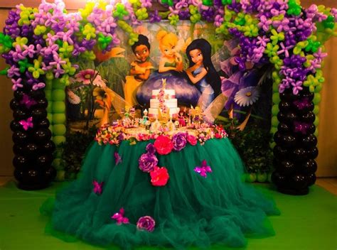 Festa de Aniversário no Jardim Decoração Encantadora