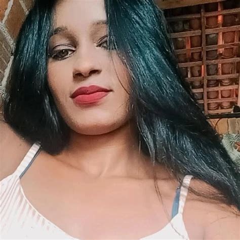 Fernanda Silva Fernanda Silva Threads Say More