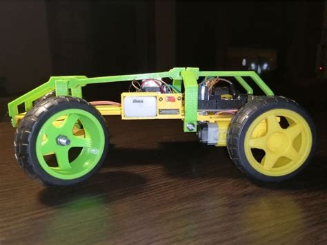🚗 Машинка на Arduino с шасси на 3d принтере