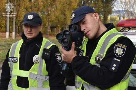 На Дніпропетровщині поліція складає постанови на водіїв порушників Читайте на Ukr Net