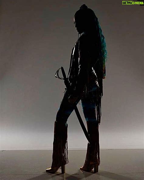 China Anne Mcclain Instagram Gethu Cinema