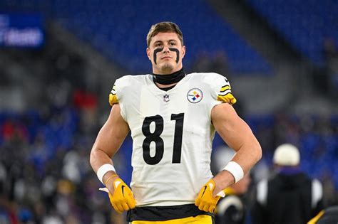 Ex Michigan Qb Turned Tight End Cut By Steelers After 4 Years In Nfl