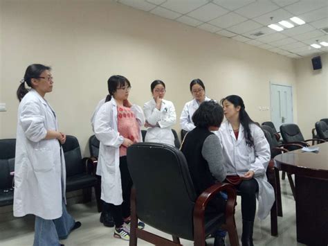 “魅力女人节，美丽又健康” 一附院工会联合乳腺外科举办乳腺健康知识讲座 西安交通大学工会