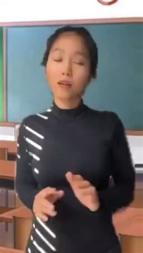 She Likes Candy R Unexpected