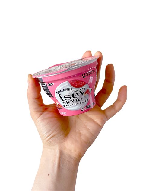 Yoghurt — Ísey Skyr （イーセイスキル） ストロベリーパフェ味