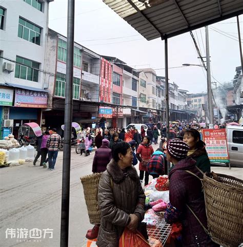 隨拍重慶開州農村趕集，人擠人比城市商場還熱鬧 每日頭條
