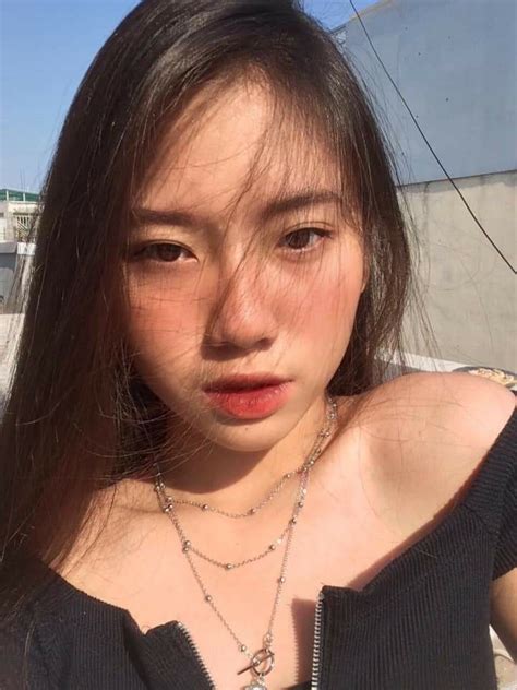 Make Kiur Này Xinh Chetme Dép