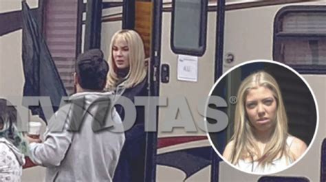 Filtran Fotos De Belinda Caracterizada Como Paola Durante En Serie De Paco Stanley Latfan