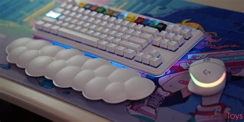 Logitechs Aurora G713 Wired Gaming Keyboard With Wrist Rest Sees First Discount To 151