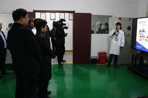 扬州市市长张宝娟等市委领导莅临环谱指导工作 企业新闻 新闻中心 江苏环谱检测技术服务有限公司