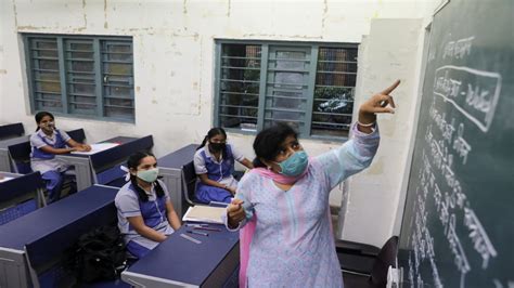 Mobile Phones Strictly Prohibited In Delhi Government And Private