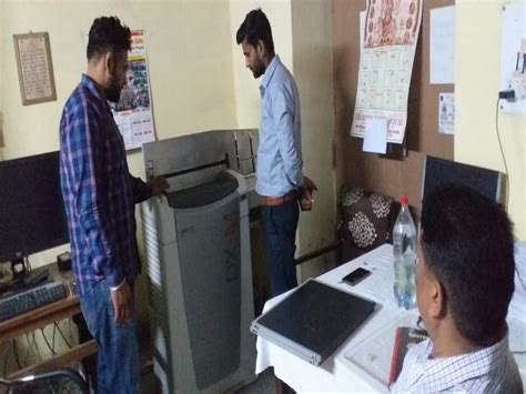 सिविल में 4 दिन से एक्स रे मशीन खराब मरीज फत्तूढींगा रेफर हो रहे X