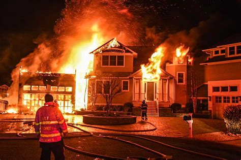 Crew Member Airlifted Battling Large Nj Waterfront House Fire New