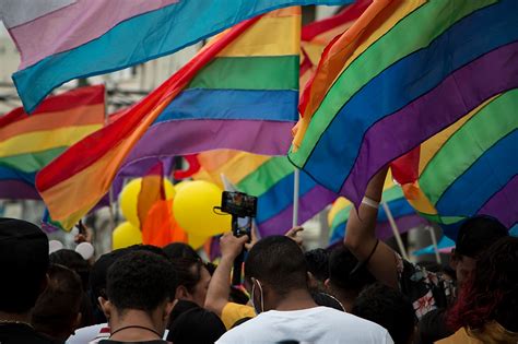 Jueza ordena que marcha del Orgullo se desarrolle en centro de Guayaquil edición cientonce