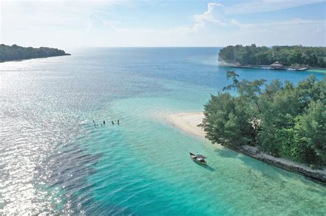 Dukung Wisata Bahari Kepulauan Seribu Gelar Pelatihan Selam Bagi Warga