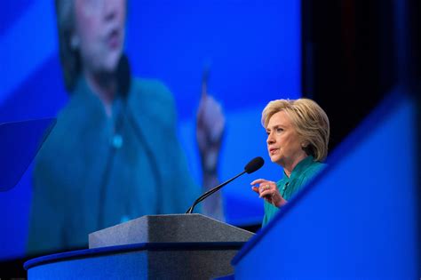 Hillary Clinton Is Said To Seek National Security Experience For Vice