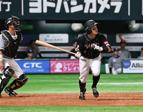 ホークス牧原大成、復帰即1号 千金同点2ラン「最高の形」｜【西日本新聞me】