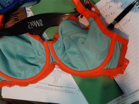 Here Comes Pour Moi. Watch Out, Victoria’s Secret! – hourglassy.com