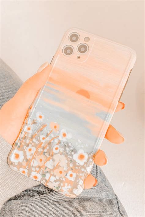 𝙚𝙙𝙞𝙩𝙚𝙙 𝙗𝙮 𝙮𝙖𝙨𝙢𝙞𝙣 𝙣𝙤𝙩 𝙢𝙮 𝙥𝙞𝙘 𝙙𝙢 𝙛𝙤𝙧 𝙘𝙧𝙚𝙙𝙞𝙩 Diy phone case Phone case diy paint Pink phone cases