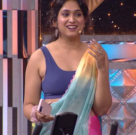 Priyadarshini Indalkar S Sexiest Avatar In Saree R Marathicelebsonly