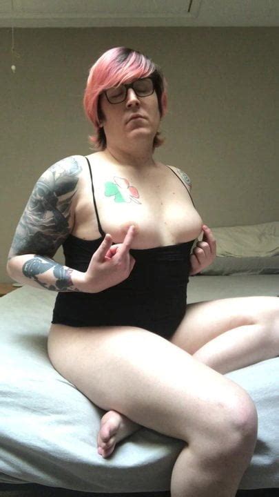 Frotando Y Follando Xhamster