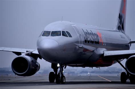 ジェットスター・ジャパン Airbus A320 Ja01jj 福岡空港 航空フォト By Notregretさん 撮影2023年02月24日