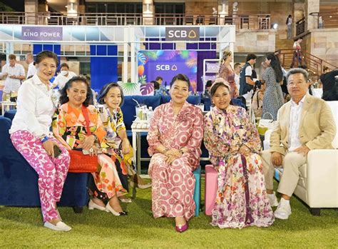Photo Gallery อัยยวัฒน์ อภิเชษฐ์ ศรีวัฒนประภา นำทีมคิง เพาเวอร์ ชนะเลิศ