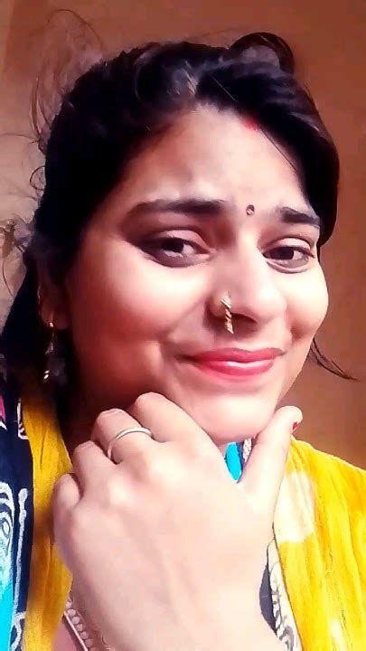 Gor Mukhde Se Ghumta Hatane De Bollywood Song Music Love Funny