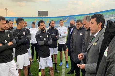وزير الرياضة اتحاد الكرة مسؤول عن رحيل كيروش يلاكورة