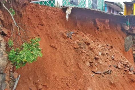 3 பாடசாலைகளுக்கு வழங்கப்பட்டுள்ள விசேட விடுமுறை தமிழ்வின்